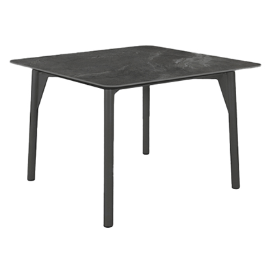 Boston 4-Seat Outdoor Dining Table – INHAUS